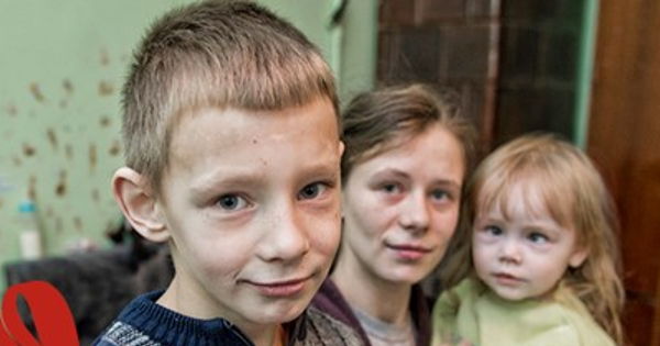 Klara 30 år - MATPAKET TILL FAMILJ I UKRAINA | Läkarmissionen